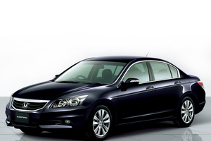 Внешний тюнинг на Honda Inspire