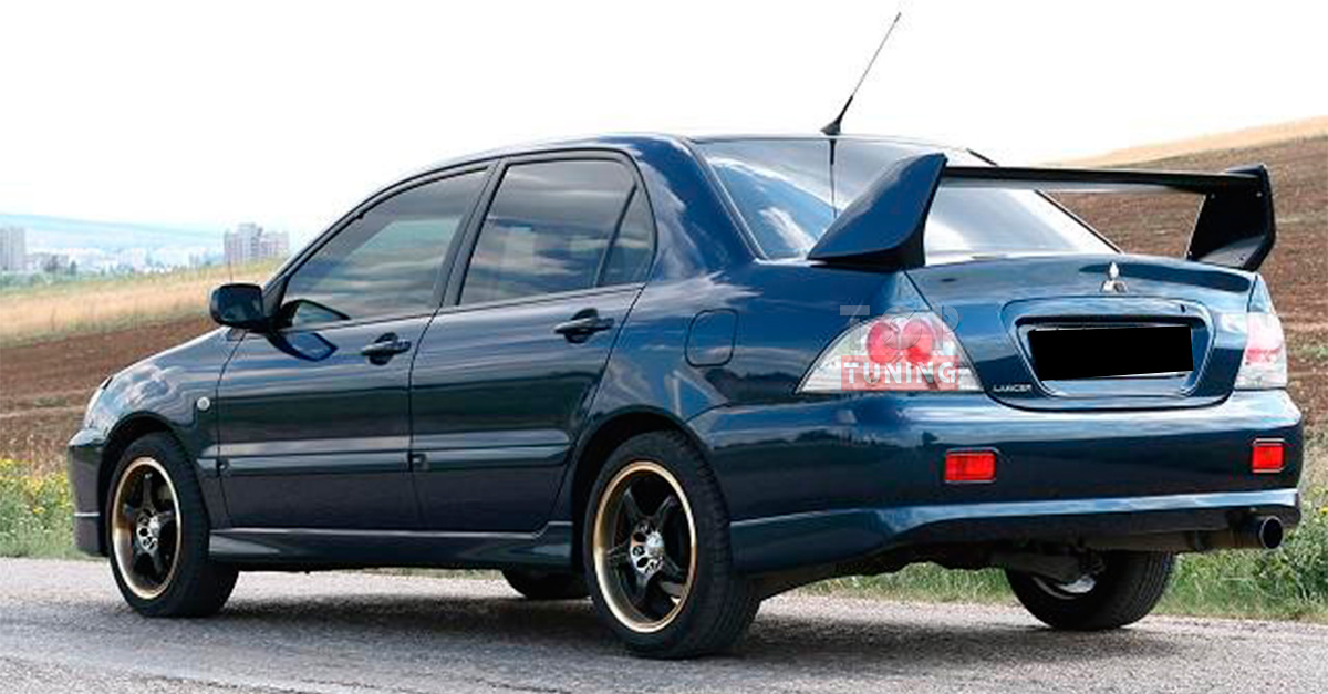 Высокий спойлер Evolution стеклопластик на Mitsubishi Lancer 9 (IX)
