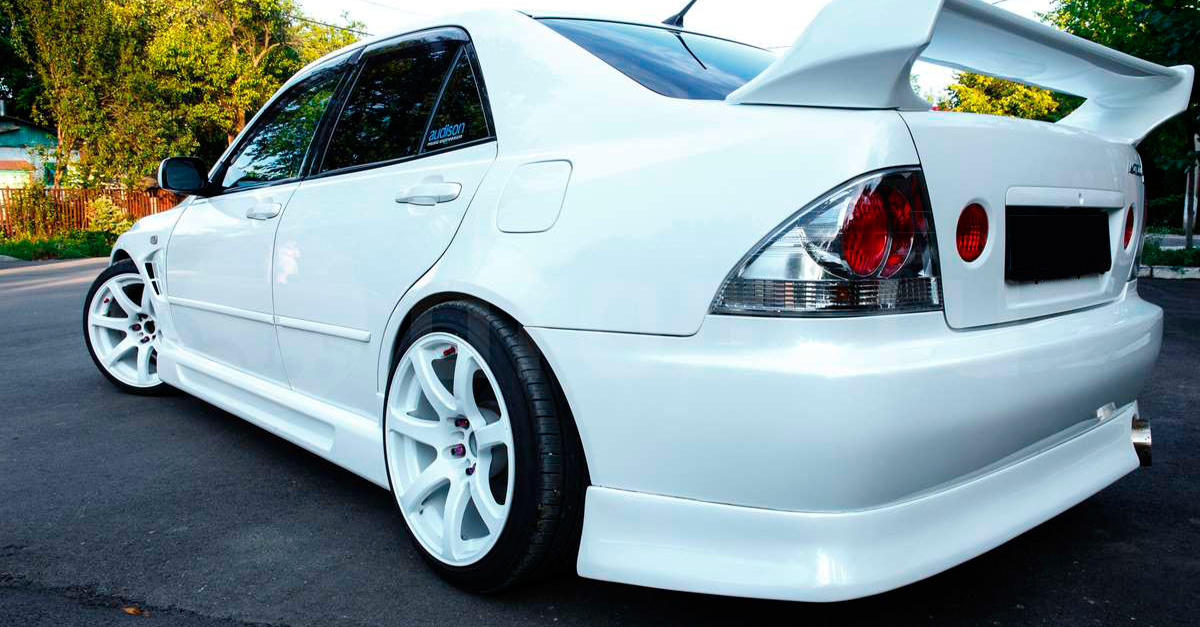 Задняя юбка Vertex на Toyota Altezza is200