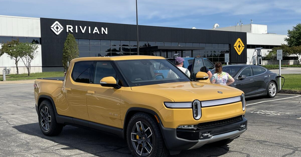 Volkswagen и Rivian объединяются для создания совместного предприятия
